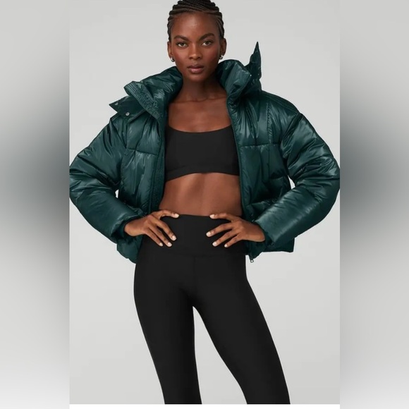 ALO Yoga | Jackets & Coats | Alo Pristine Pearlized Puffer Jacketnever ...